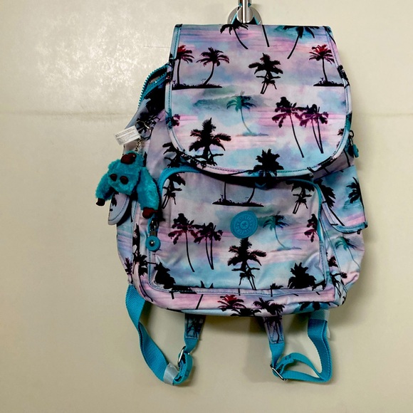 Lesportsac | Bags | New With Tag Shadow Palm Print City Pack Backpack ...